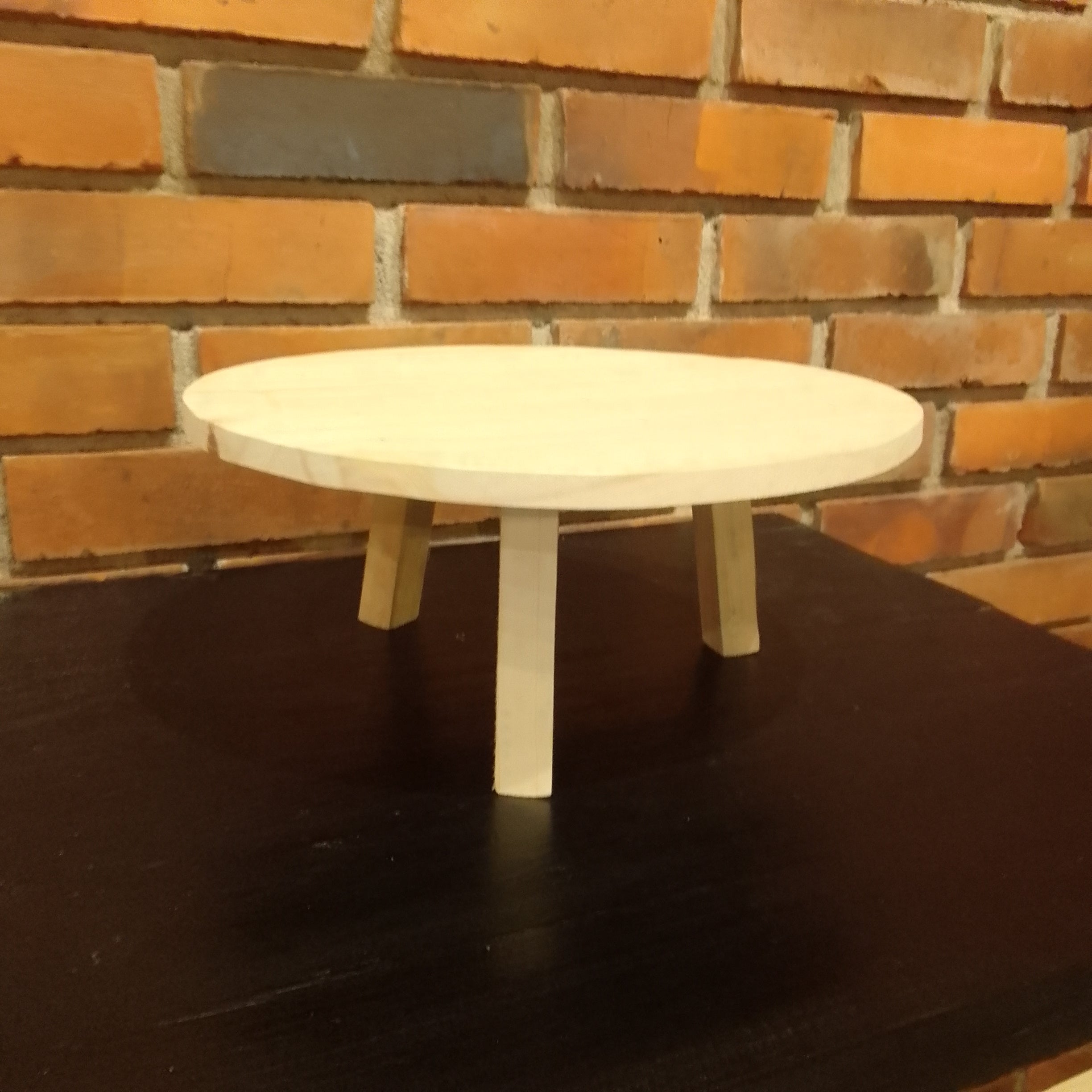 12" Round Stand – Wonderboxes